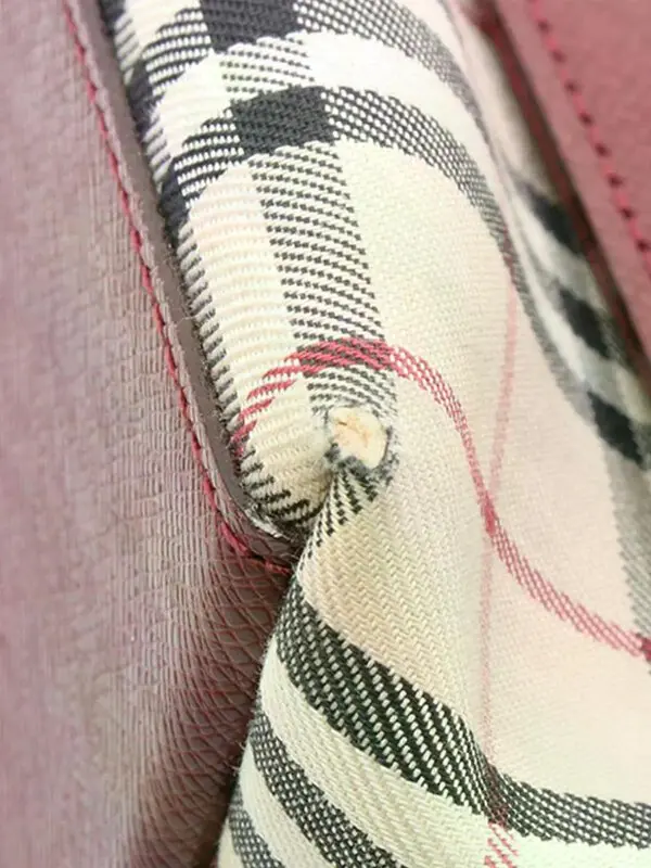 Burberry 2000-2017 Nova Check Coated Canvas Crossbody Bag