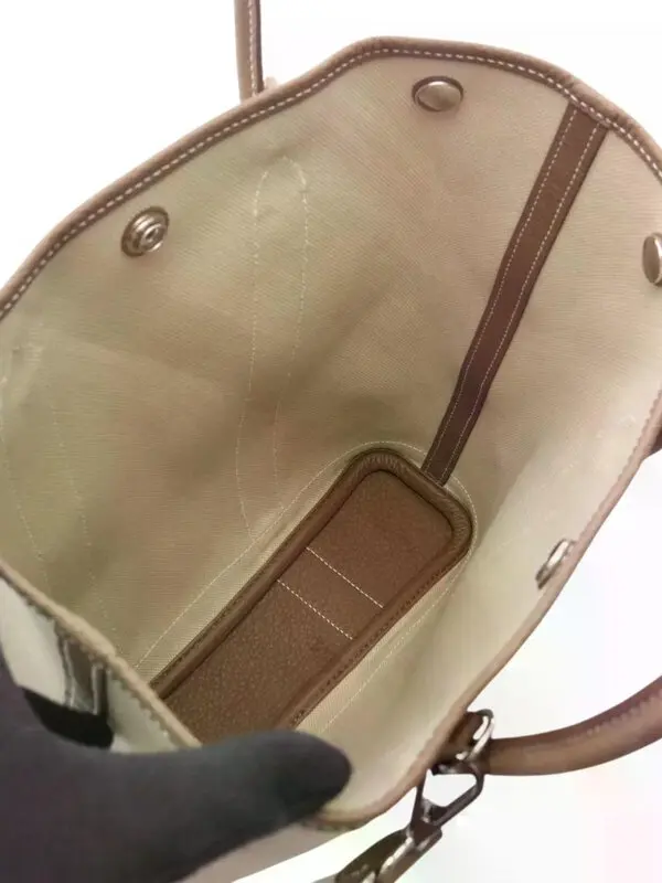 Hermès 2021 Toile And Negonda Garden File 28 Satchel - Neutrals