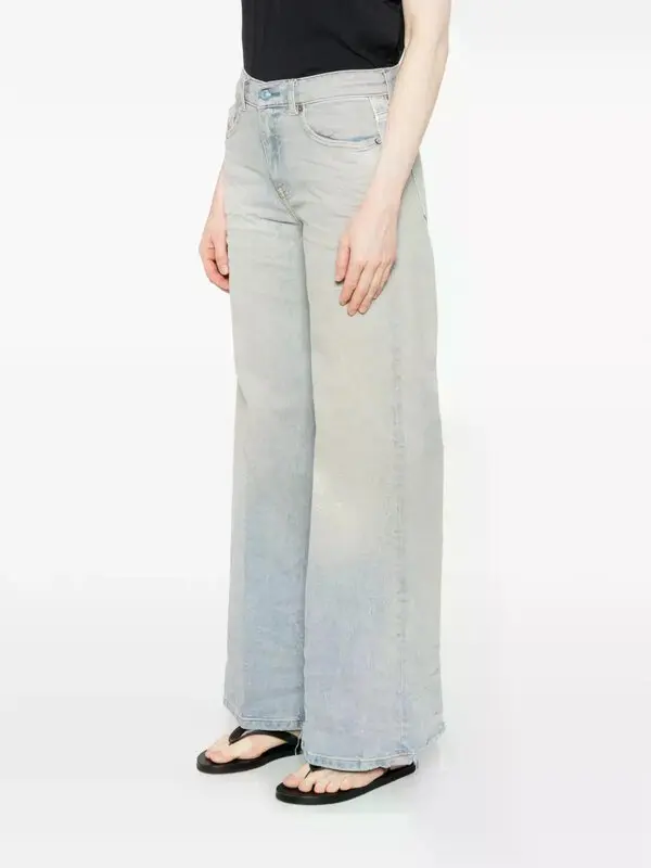 DIESEL® 1978 D-akemi Jeans