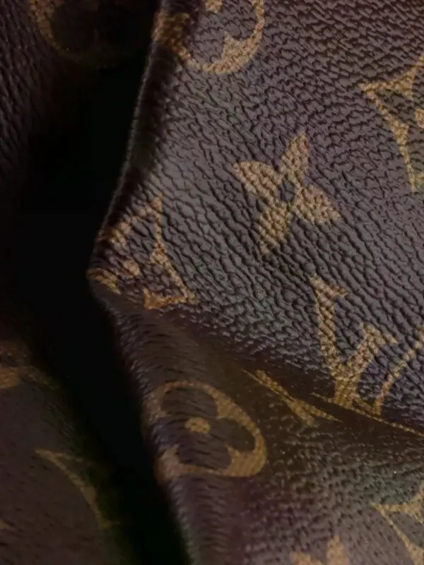 LOUIS VUITTON Artsy Mm Monogram Canvas Hobo