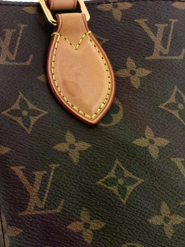 LOUIS VUITTON Monogram Canvas Tote Bag