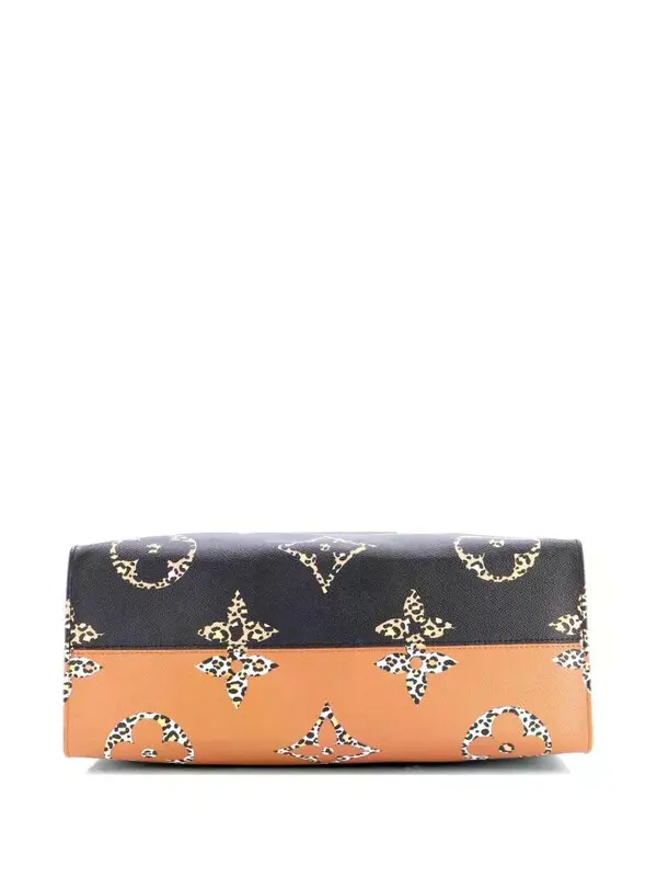 LOUIS VUITTON Onthego Limited Edition Jungle Monogram Giant Gm Tote Bag