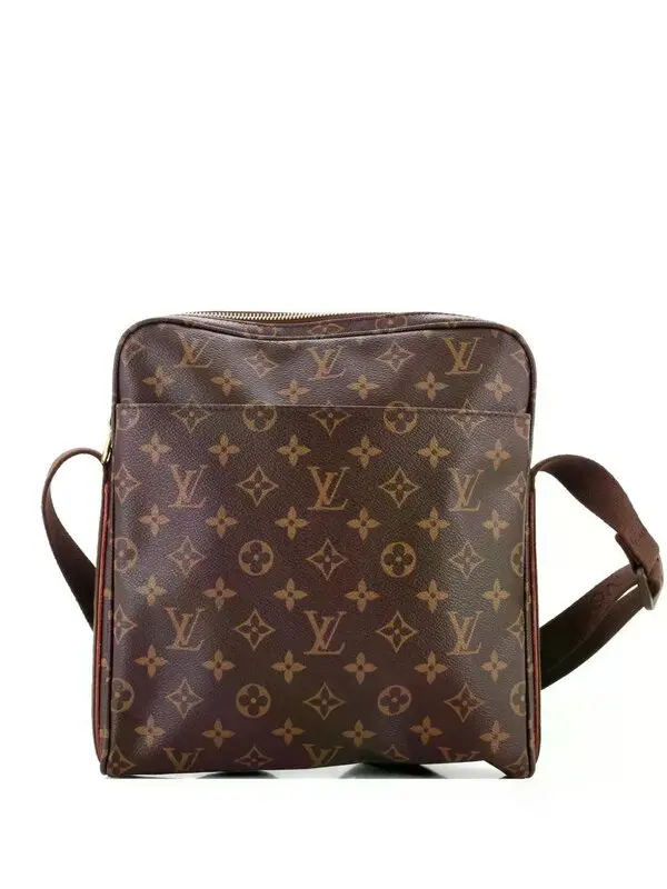 LOUIS VUITTON Trotteur Beaubourg Monogram Crossbody Bag - Brown