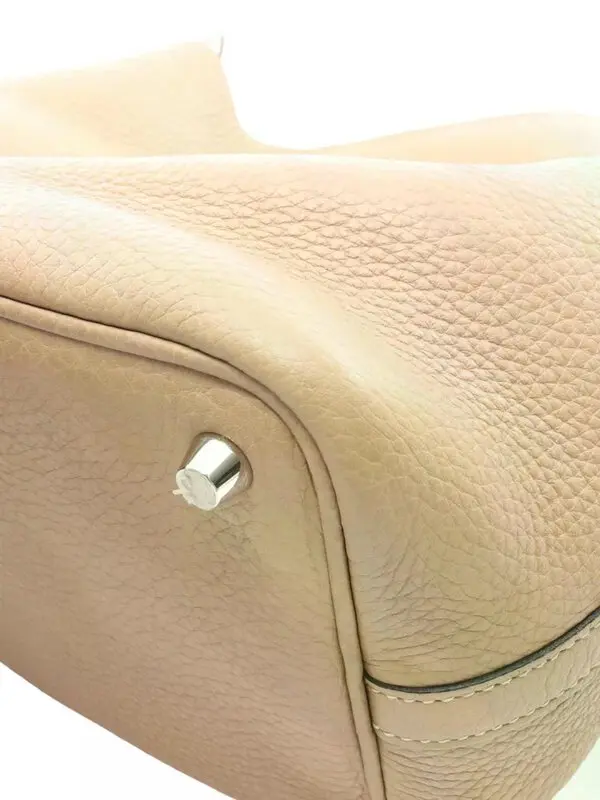 Hermès 2016 Clemence Picotin Lock 18 Handbag - Neutrals
