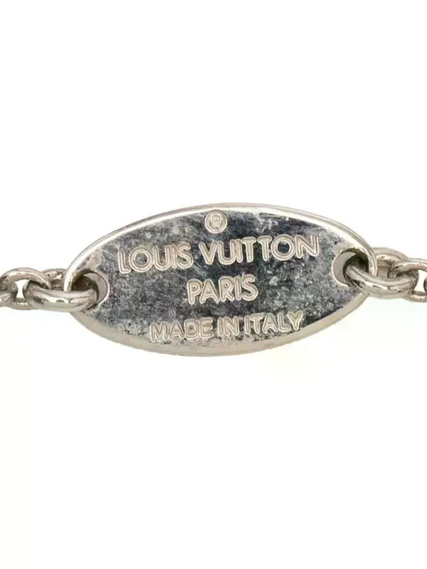 LOUIS VUITTON 2022 Essential V Supple Necklace - Silver
