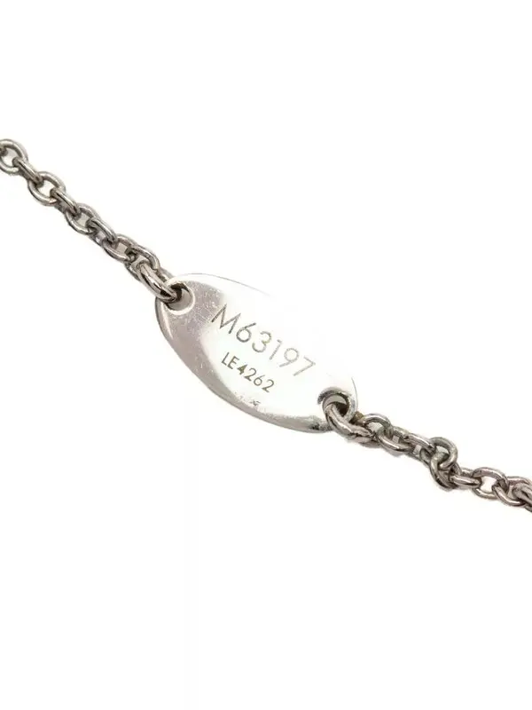 LOUIS VUITTON 2022 Essential V Supple Necklace - Silver