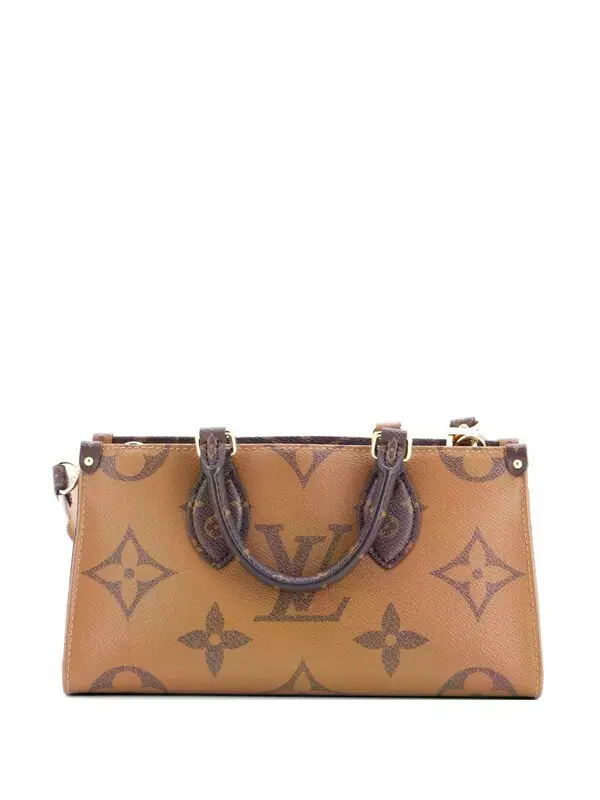LOUIS VUITTON Onthego East West Tote Monogram Giant - Brown