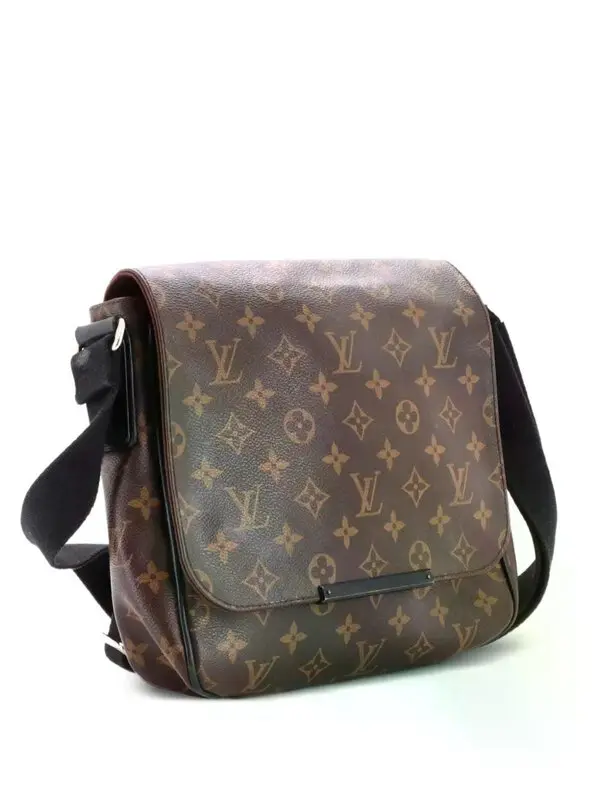 LOUIS VUITTON District Messenger Bag Macassar Monogram Canvas Pm - Brown