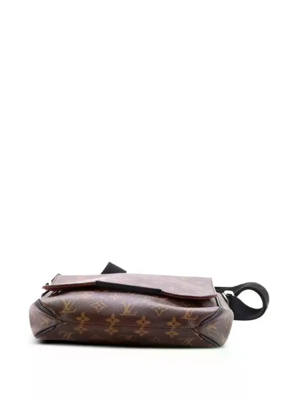 LOUIS VUITTON District Messenger Bag Macassar Monogram Canvas Pm - Brown