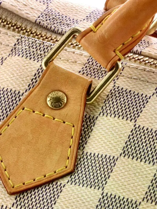 LOUIS VUITTON Damier 30 Satchel