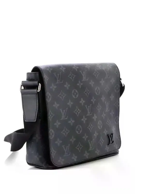 LOUIS VUITTON District Messenger Bag Monogram Eclipse Canvas Pm - Black