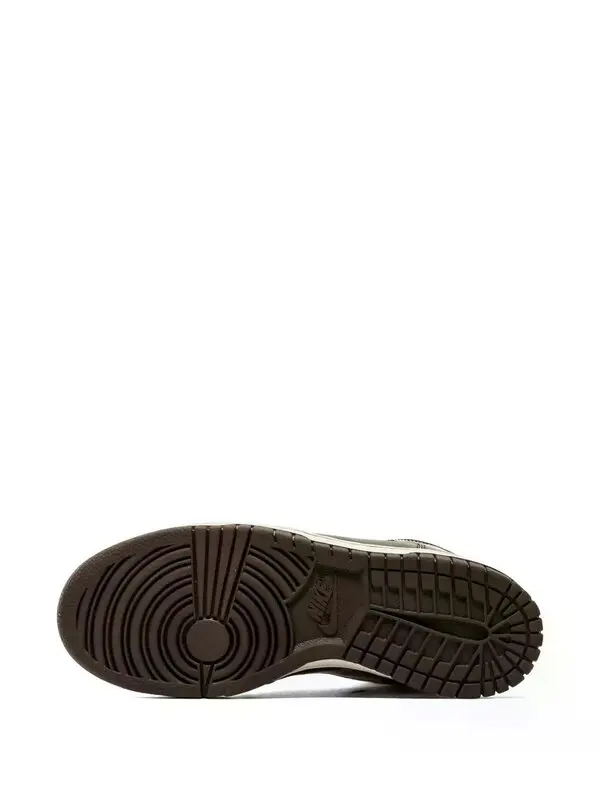 Nike Dunk High Premium Sneakers - Brown