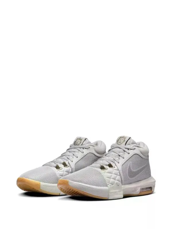 Nike Lebron Witness 8 Sneakers