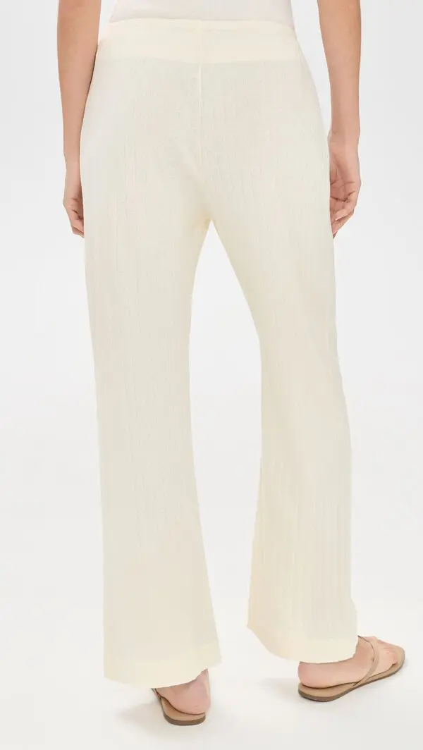 Donni. The Pointelle Simple Crop Pants - Crme