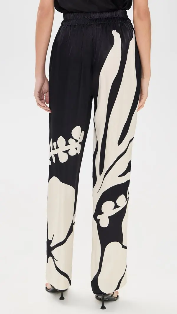 DIARRABLU Tova Floral Printed Pants - Ula Noir