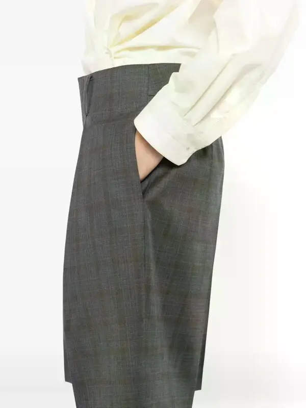 LESS Pleated Shorts