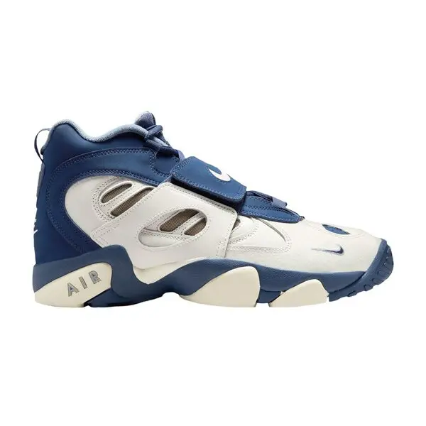Nike Diamond Turf 2 "royals" Athletic Sneakers
