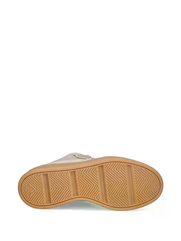 Adidas Low Top Sneakers