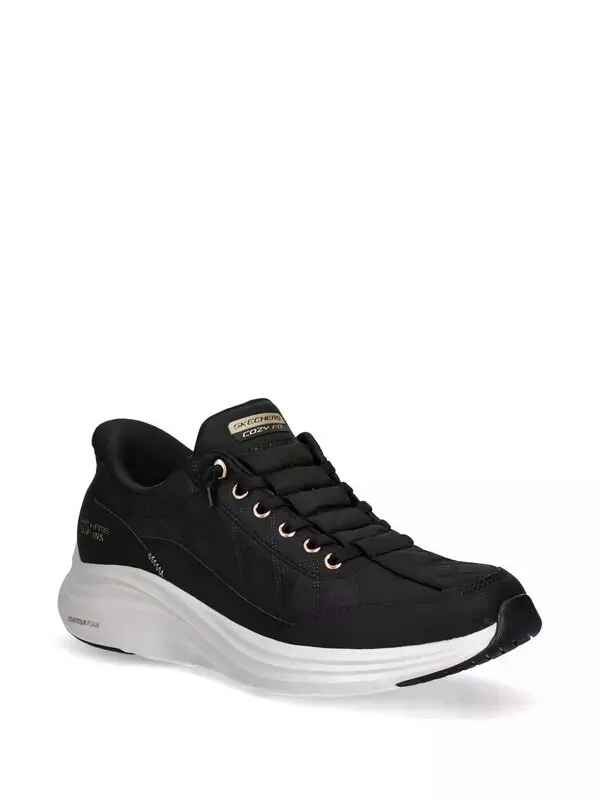 Sketchers Quilted Lace-up Sneakers