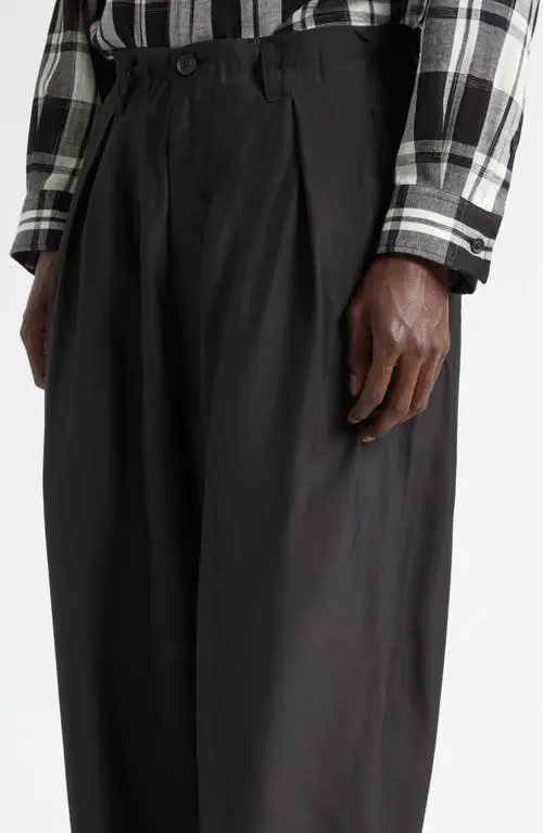 Yohji Yamamoto 1-tuck Pleated Silk Trousers