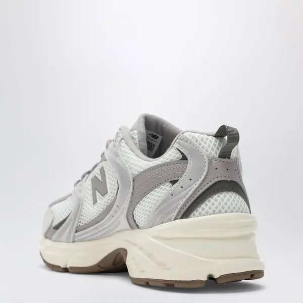 NEW BALANCE 530 Sneakers - Grey