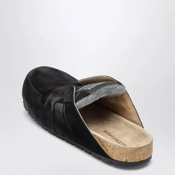 Balenciaga Dumbo Sabot In Distressed Suede - Black