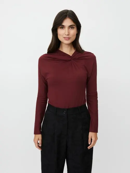 MASAI COPENHAGEN Mabelvina Asymmetric Twist Neck Top - Tawny Port