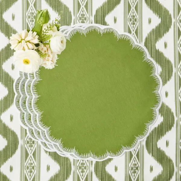 MRS. ALICE Apple Isabella Round Placemats - Green