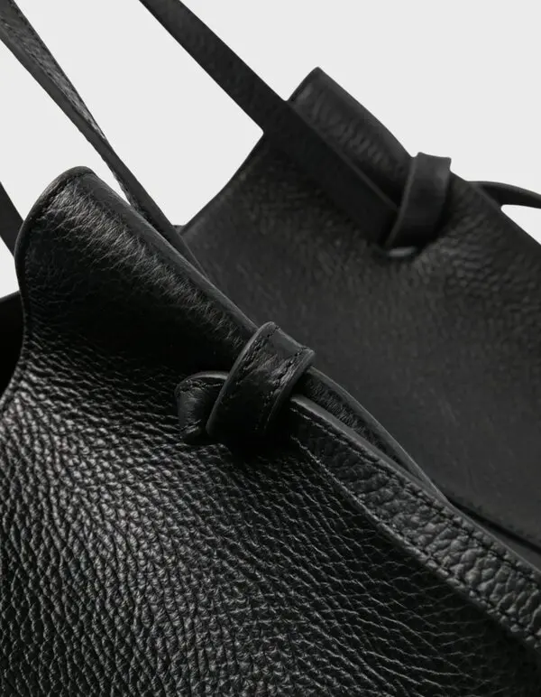 Yuzefi Xl Mochi Leather Bag - Black