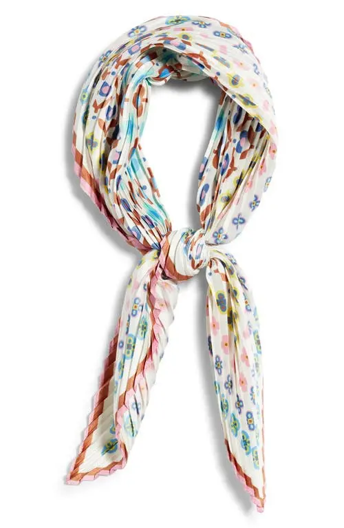Echo Clover Pleated Diamond Scarf - White Multi