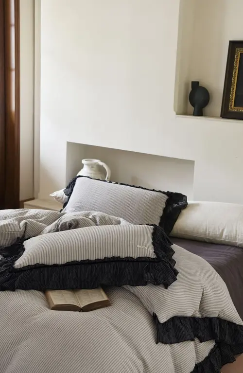 EVER LASTING Stripe Ruffle Lace Bedding Set