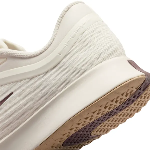 Nike Vapor Pro 3 Hard Court Tennis Shoes - Brown