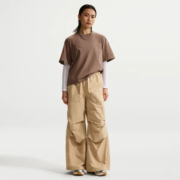 Nike Sportswear Loose Mid-rise Structured Pants - Brown