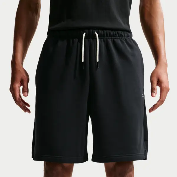 Nike Standard Issue Therma-fit 8" Brushed Fleece Basketball Shorts - Black