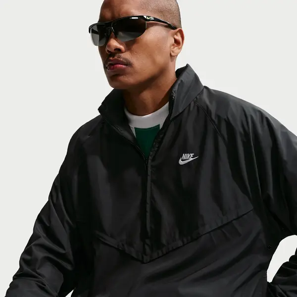 Nike Windrunner Lightweight Half-zip Jacket - Black