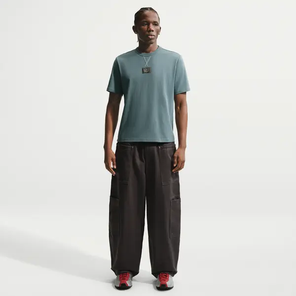 Nike Sportswear Premium Essentials T-shirt