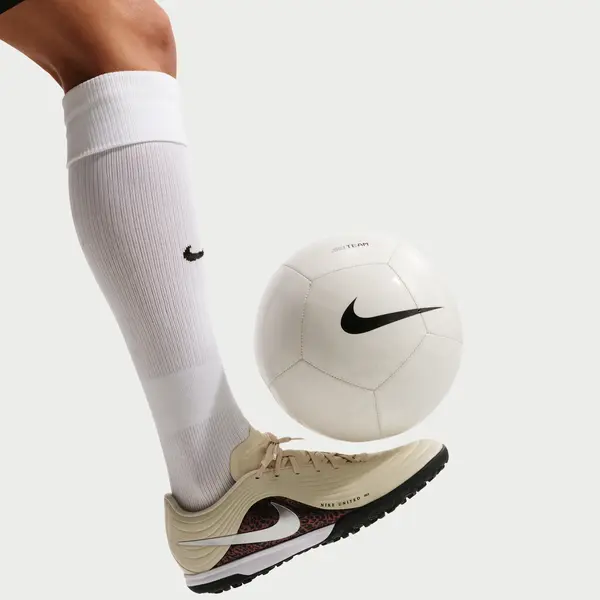 Nike United Tiempo Maestro Academy Turf Low-top Soccer Shoes - Brown
