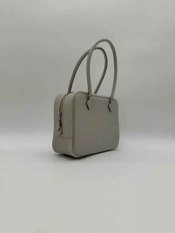Hermès Plume Chevre Gris Perle