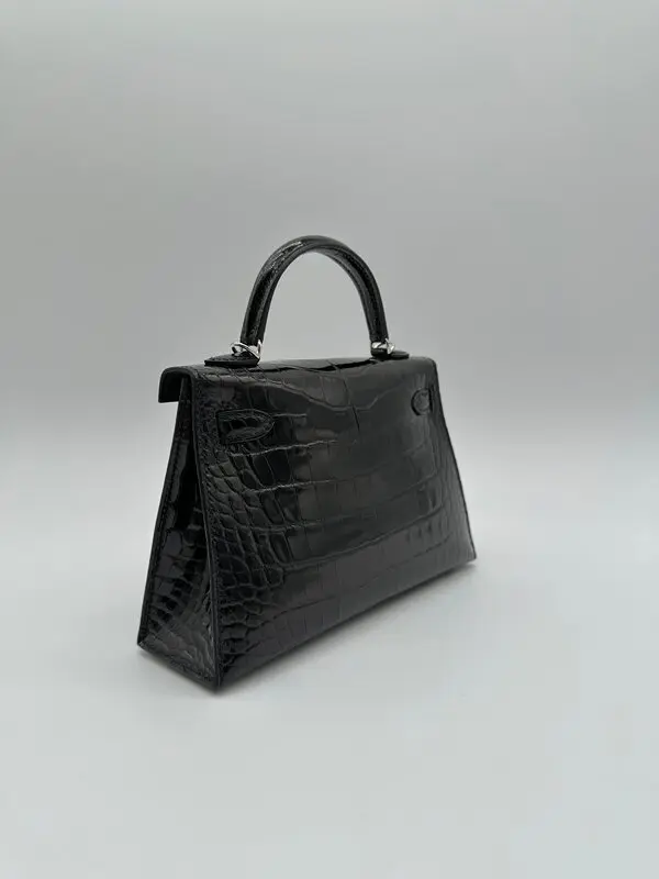 Hermès Mini Kelly Alligator Handbag - Black