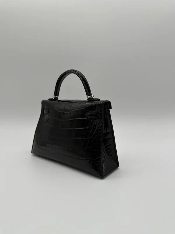 Hermès Mini Kelly Alligator Handbag - Black