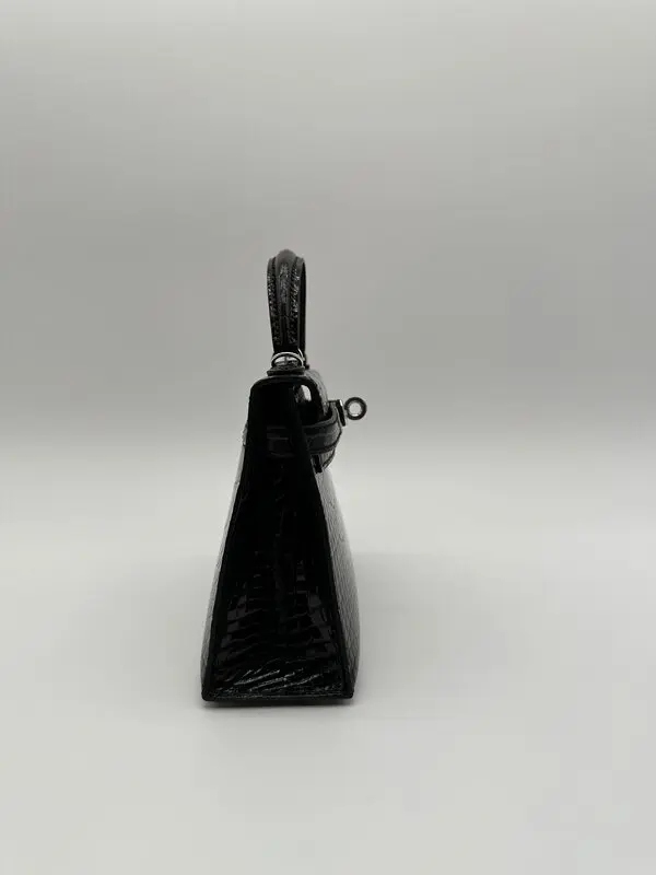 Hermès Mini Kelly Alligator Handbag - Black