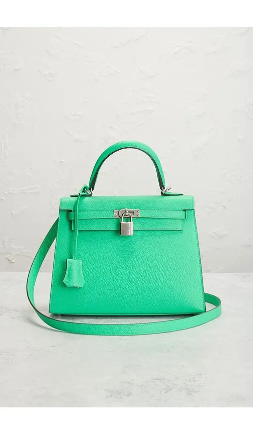 Undefined Hermes Epsom Kelly 25 Sellier Handbag - Vert Comics