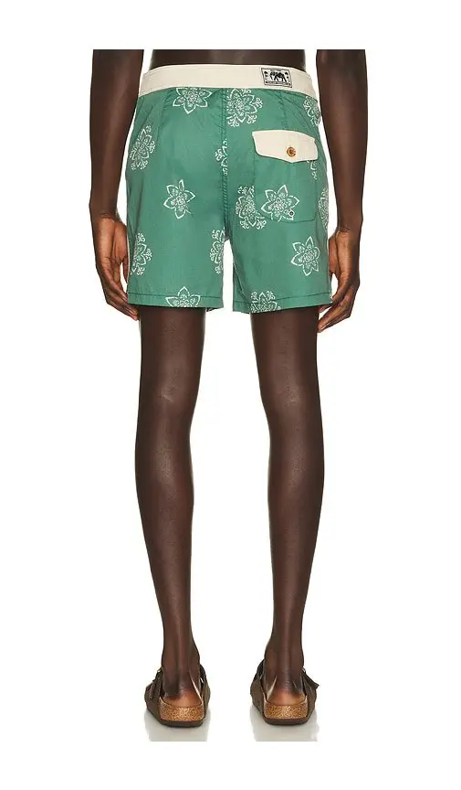 RHYTHM Doily Heritage Trunk