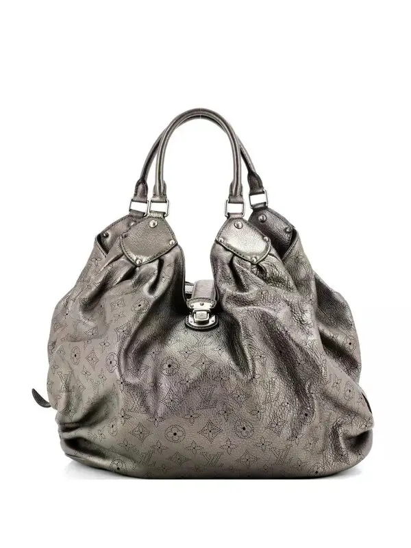 LOUIS VUITTON Xl Mahina Leather Hobo Bag - Metallic