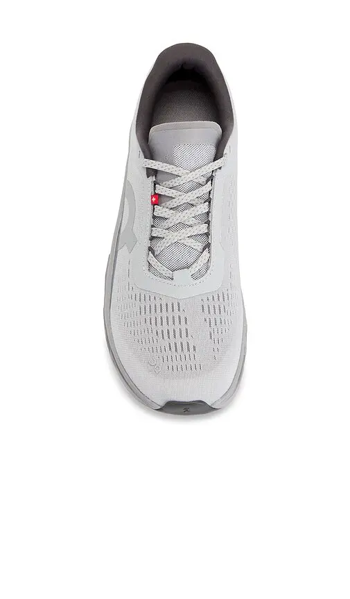 On Cloudmonster Performance Sneakers - Grey