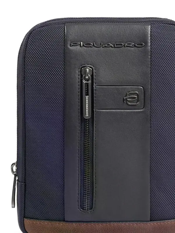 PIQUADRO Zip Messenger Bag