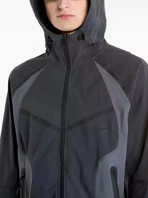 Nike Woven Windrunner Jacket