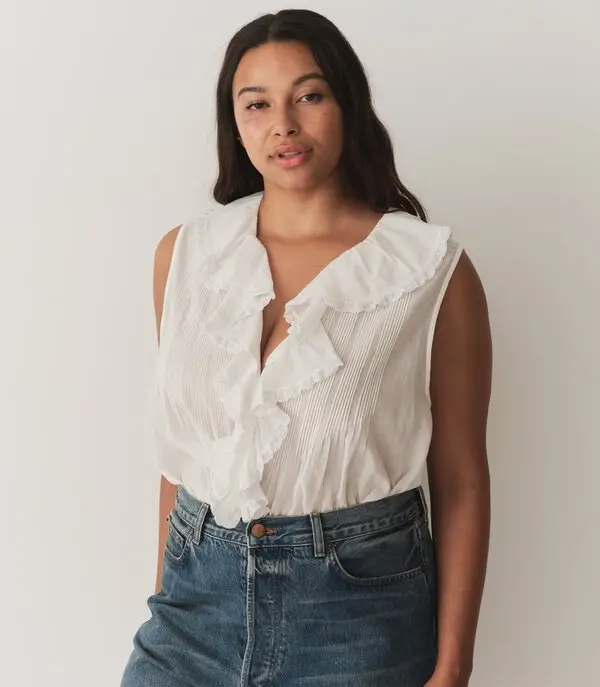 HMD Hilda Sleeveless Top
