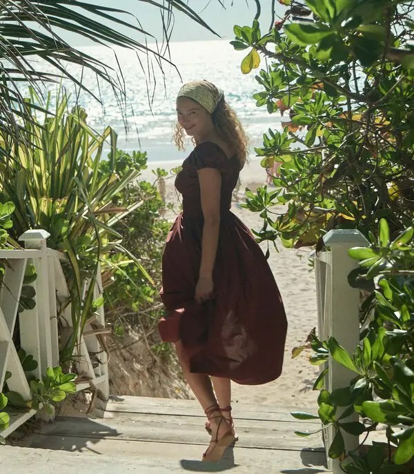 HMD Quinn Midi Dress
