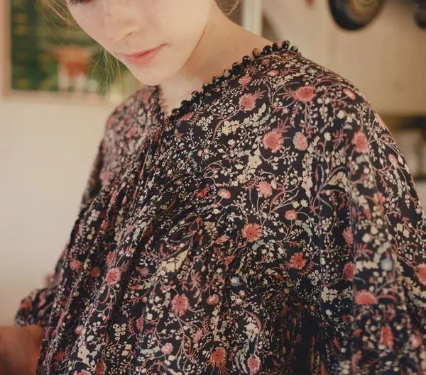 HMD Floral Print Thistle Top